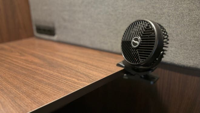 【1名個室ブースBooth.A】五反田駅徒歩3分/受付スタッフ常駐で安心サポート◎/電源Wi-Fiフリードリンク完備/Web会議の写真10