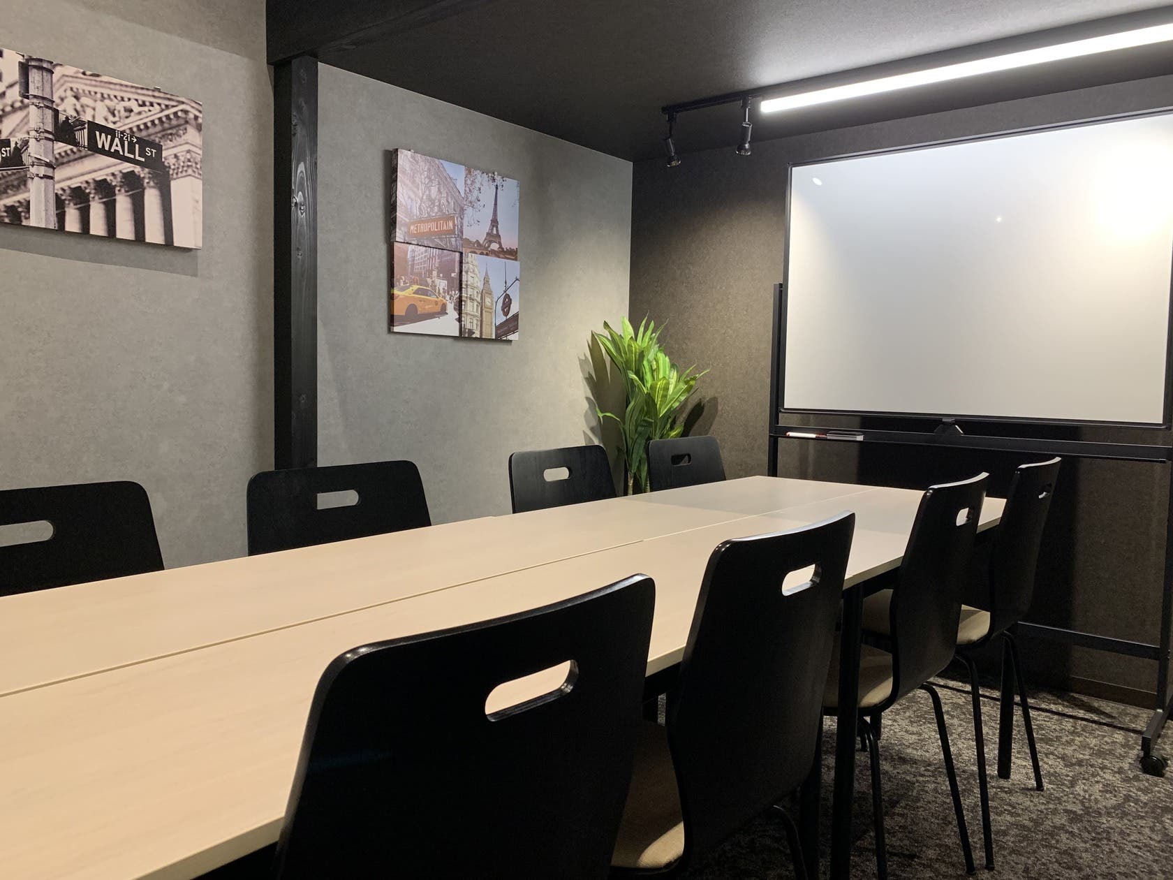 【静岡駅4分、12名利用可】完全個室！プロジェクター・ホワイトボードあり！ WIFI無料！貸し会議室ユニエル 静岡Eの写真2