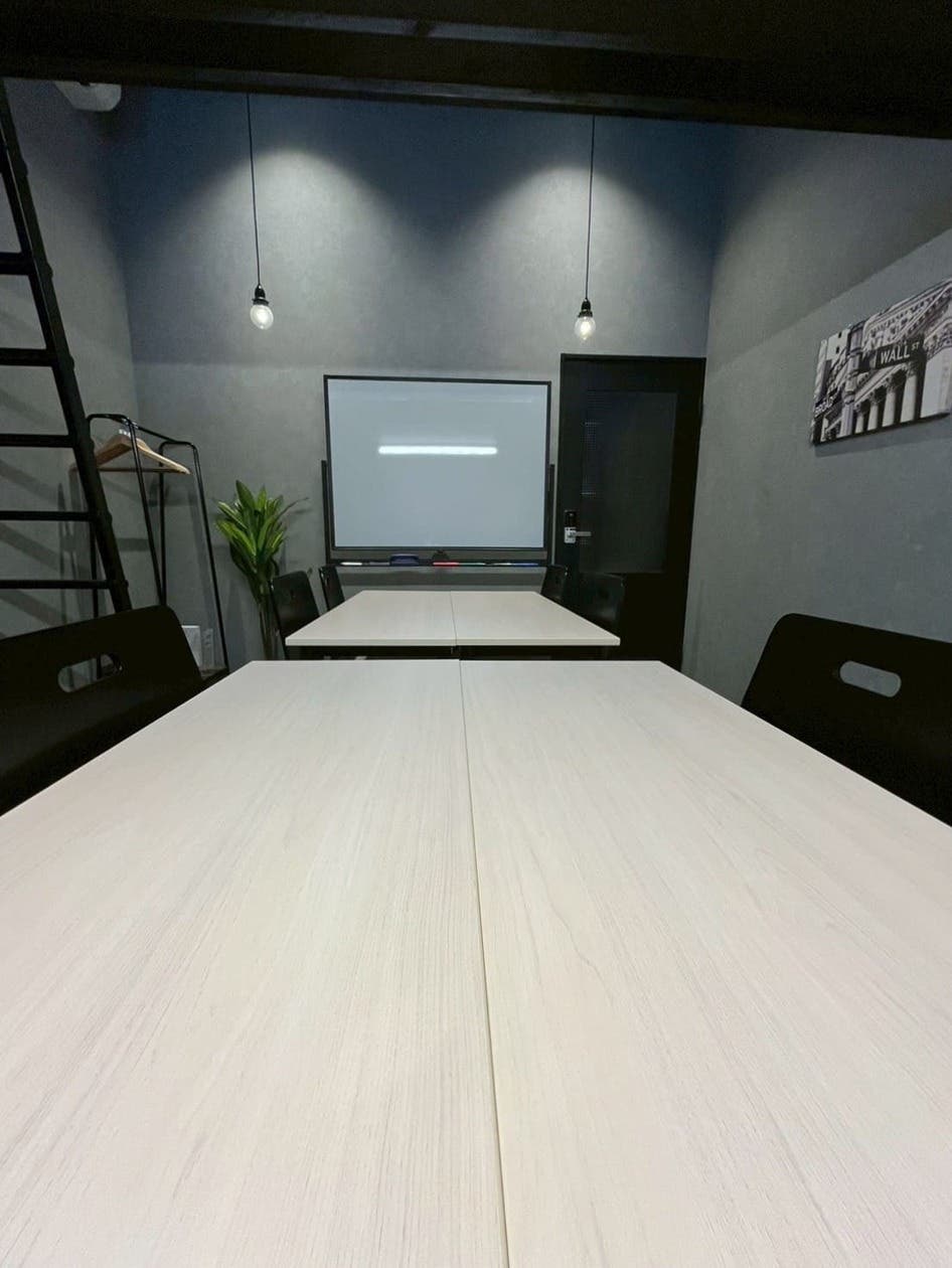 【静岡駅4分、12名利用可】完全個室！プロジェクター・ホワイトボードあり！ WIFI無料！貸し会議室ユニエル 静岡Eの写真10