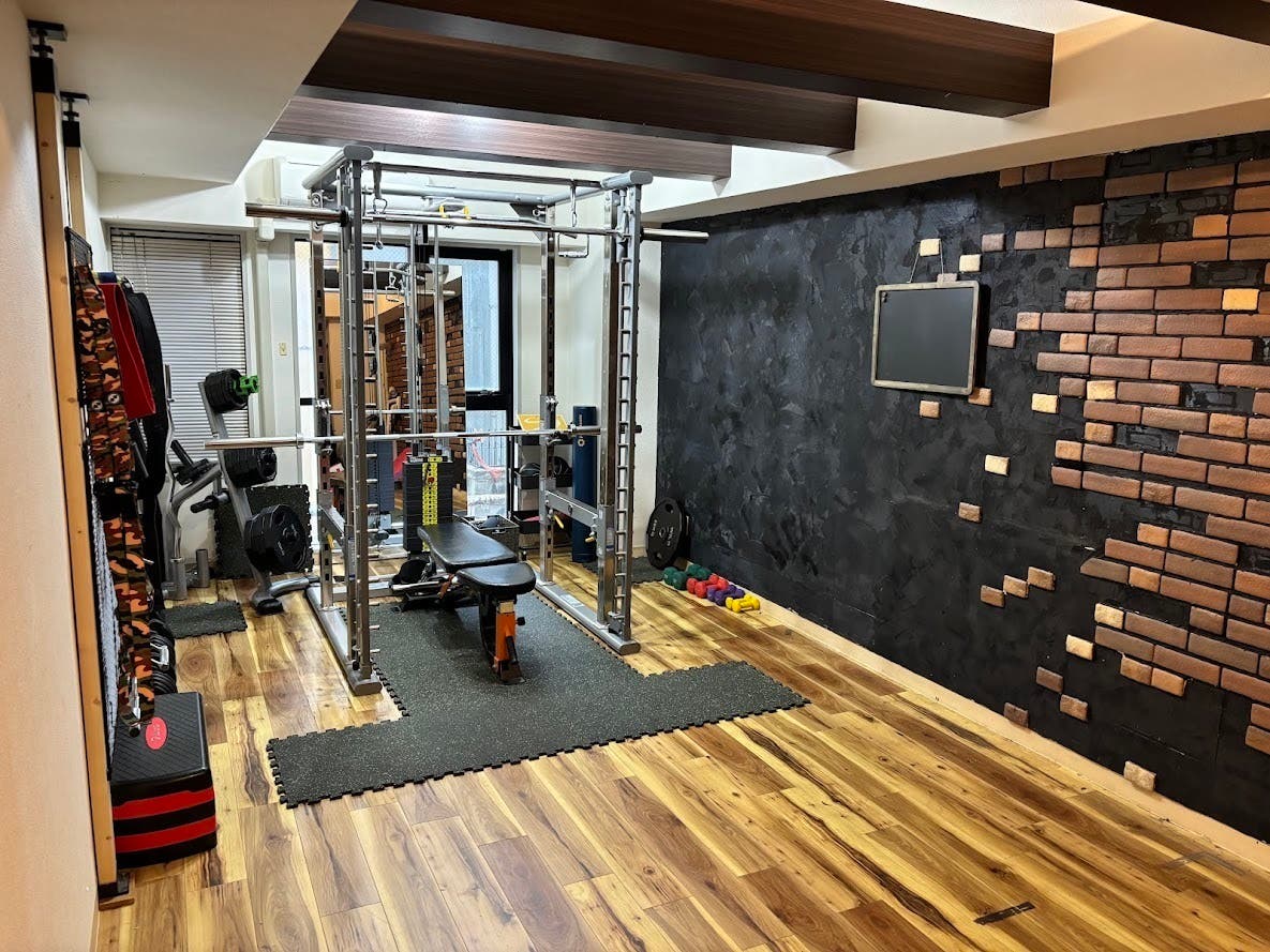 【完全個室】プライベート空間で合トレやパーソナルトレーニング♪格闘技の練習も可！の写真2