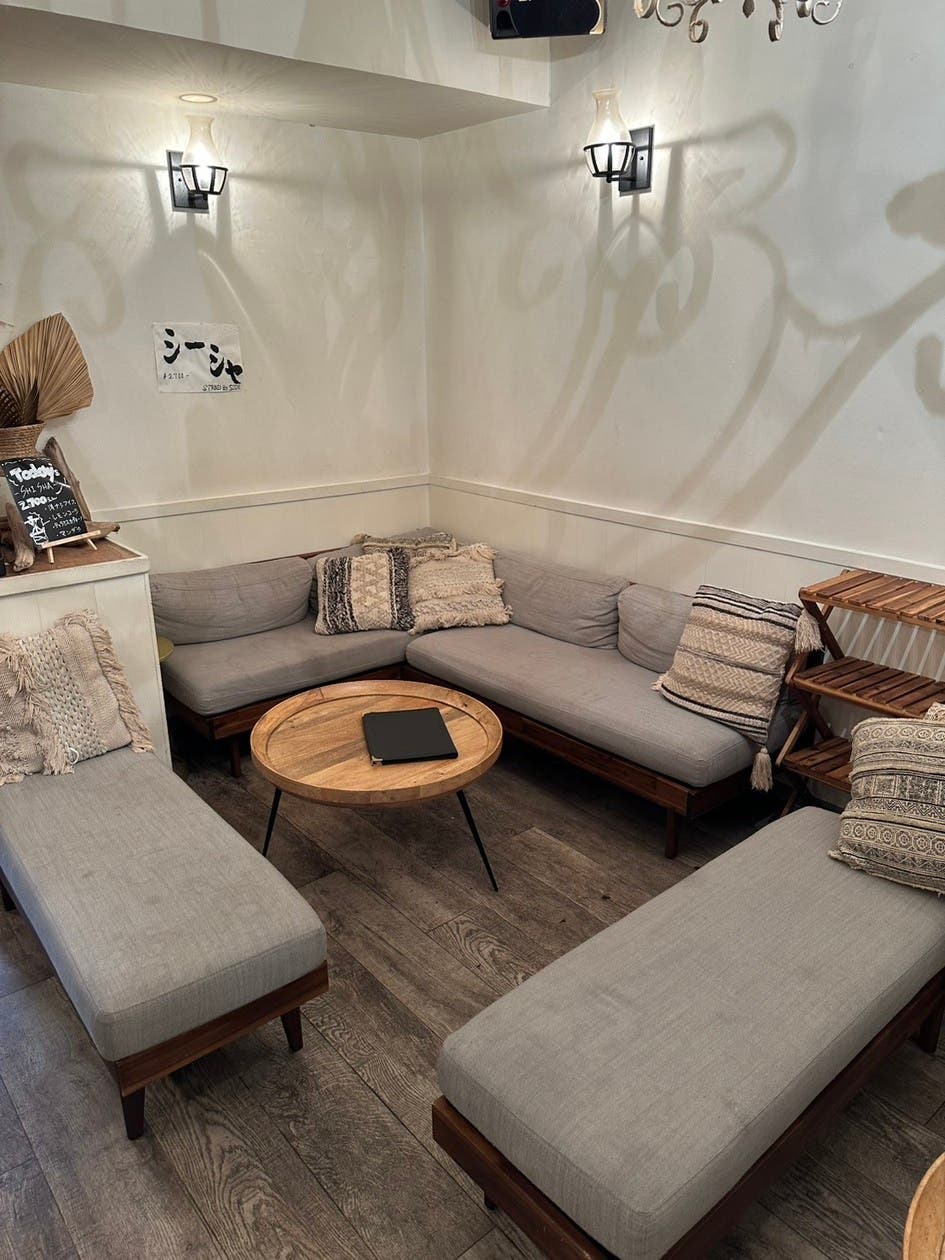 東急東横線「菊名駅」徒歩2分 BAR（通常営業として使用店舗）の写真3