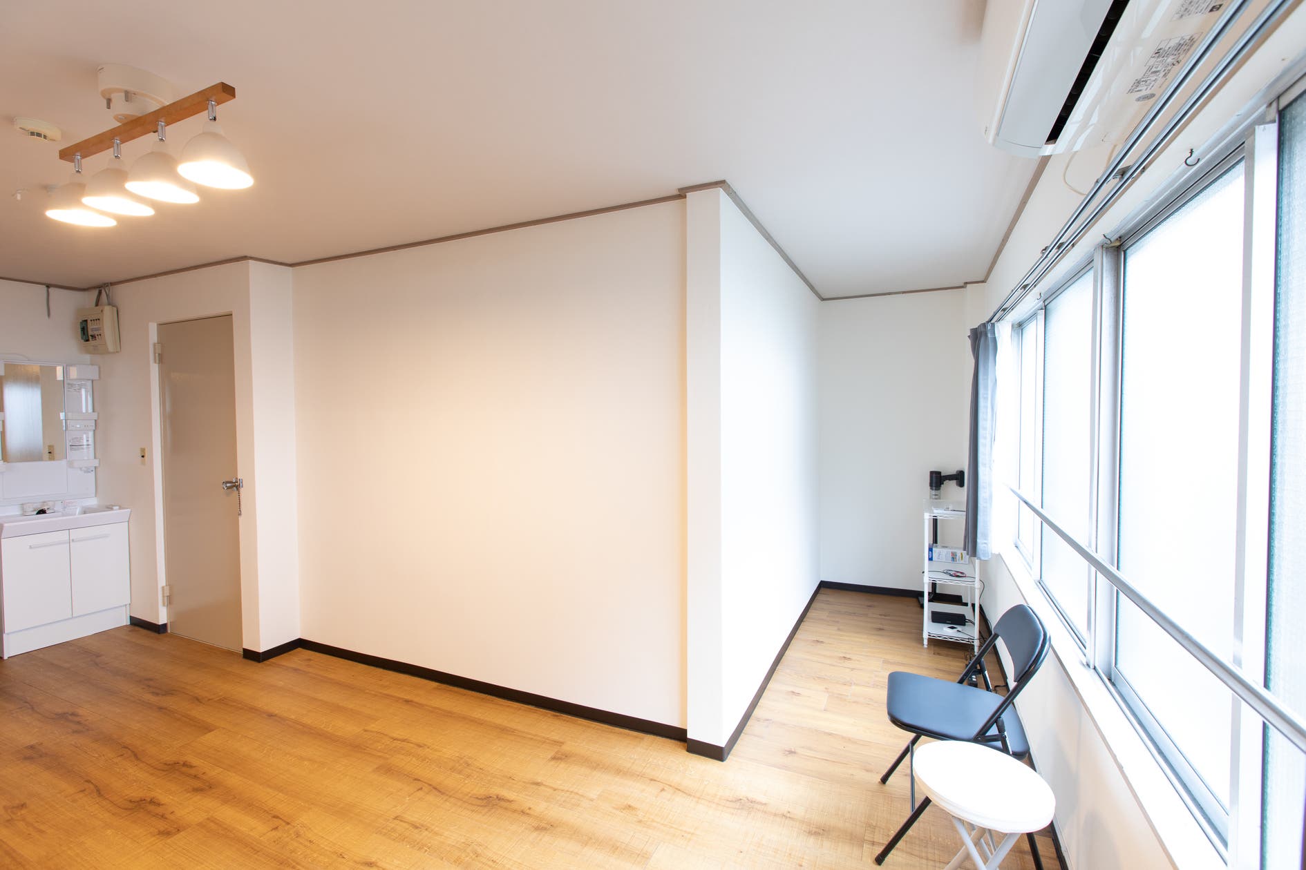 【オープン価格！12月限定 1900円 → 1500円】本八幡から徒歩30秒 ダンスができるレンタルスタジオ！当日予約も可能ですの写真8