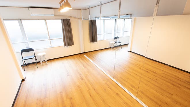 【オープン価格!11月限定 1900円 → 1500円】本八幡から徒歩30秒 ダンスができるレンタルスタジオ!当日予約も可能ですの写真2