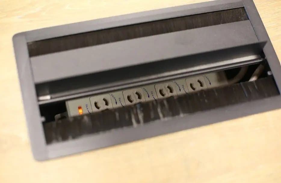 【assemble長岡 コワーキングスペース③】長岡駅徒歩６分！提携有料駐車場有！Wi-Fi完備ほかの写真6