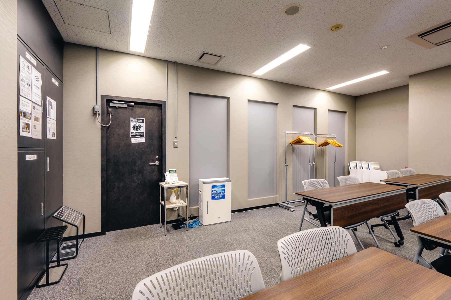 スペモ/新宿駅徒歩4分/会議/セミナー/講演会/モニター完備/設備充実/785_CROSSCOOP新宿SOUTHの写真17