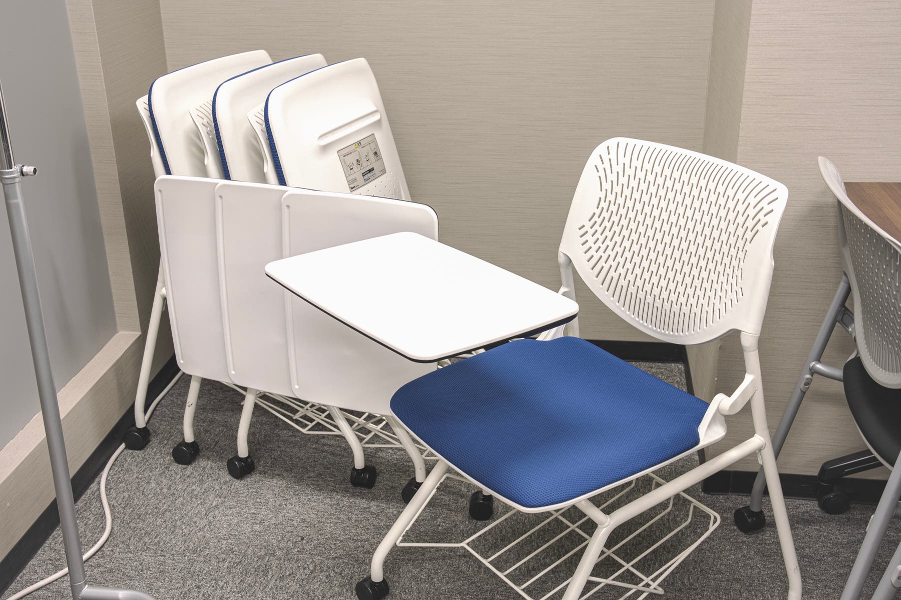 スペモ/新宿駅徒歩4分/会議/セミナー/講演会/モニター完備/設備充実/785_CROSSCOOP新宿SOUTHの写真30