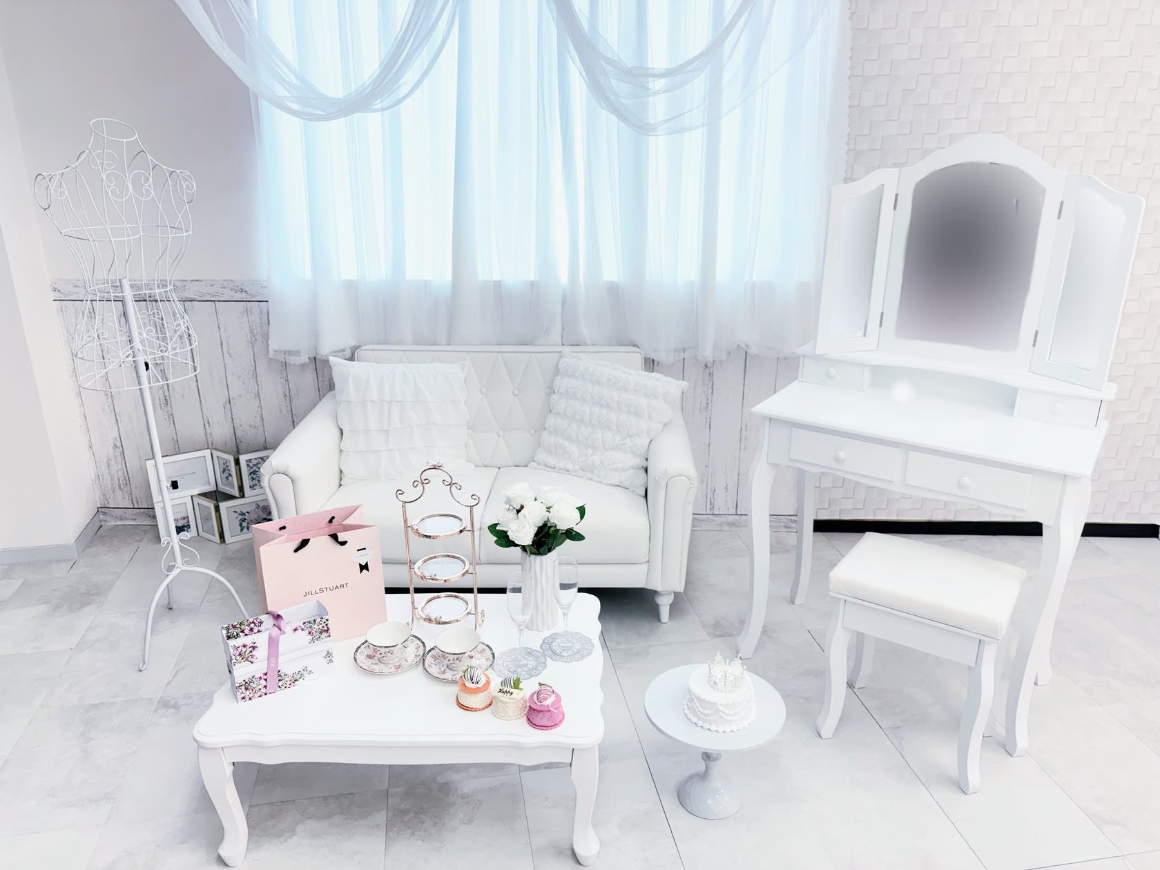 ✨️金沢駅近✨️ 金沢で推し活ならここ！駐車場あり🚗³₃コスプレも着放題👗 推し活 | コスプレ撮影 | 女子会の写真1