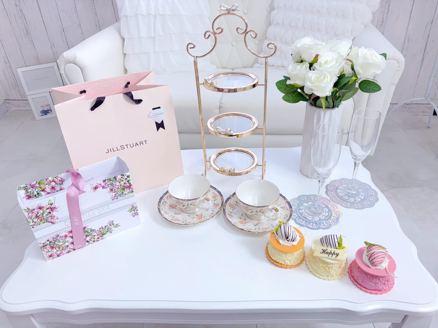 ✨️金沢駅近✨️ 金沢で推し活ならここ！駐車場あり🚗³₃コスプレも着放題👗 推し活 | コスプレ撮影 | 女子会の写真4