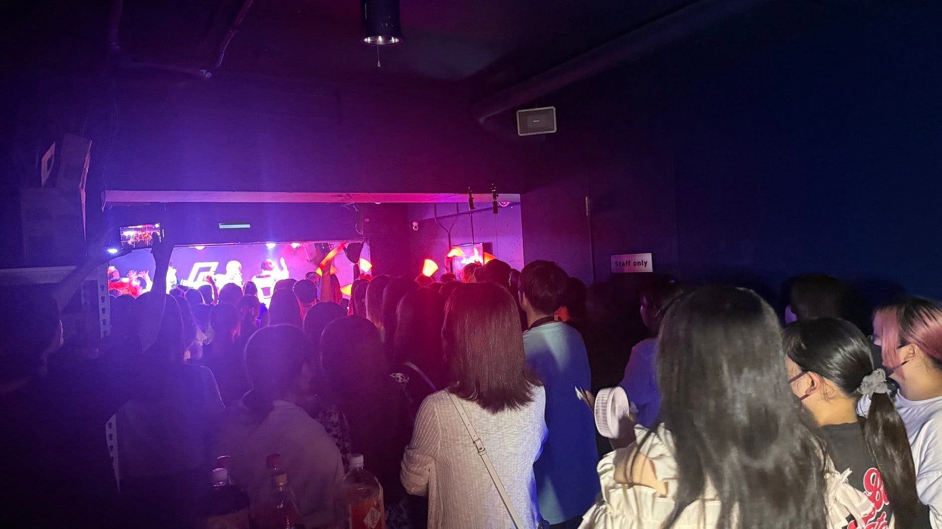 福岡でお安くライブするなら「Galaxy Box」へ！  ステージも音響もプロ仕様。手ぶらでライブOK！の写真1