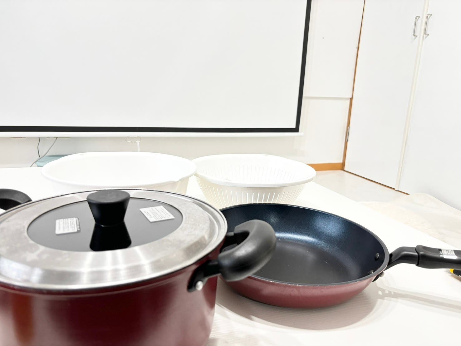 栄エリアNo. 1人気👼映画・Netflix見放題🍿人気ゲーム機無料貸し出し🎮24時間365日利用OK🏪高速Wifi✨の写真13