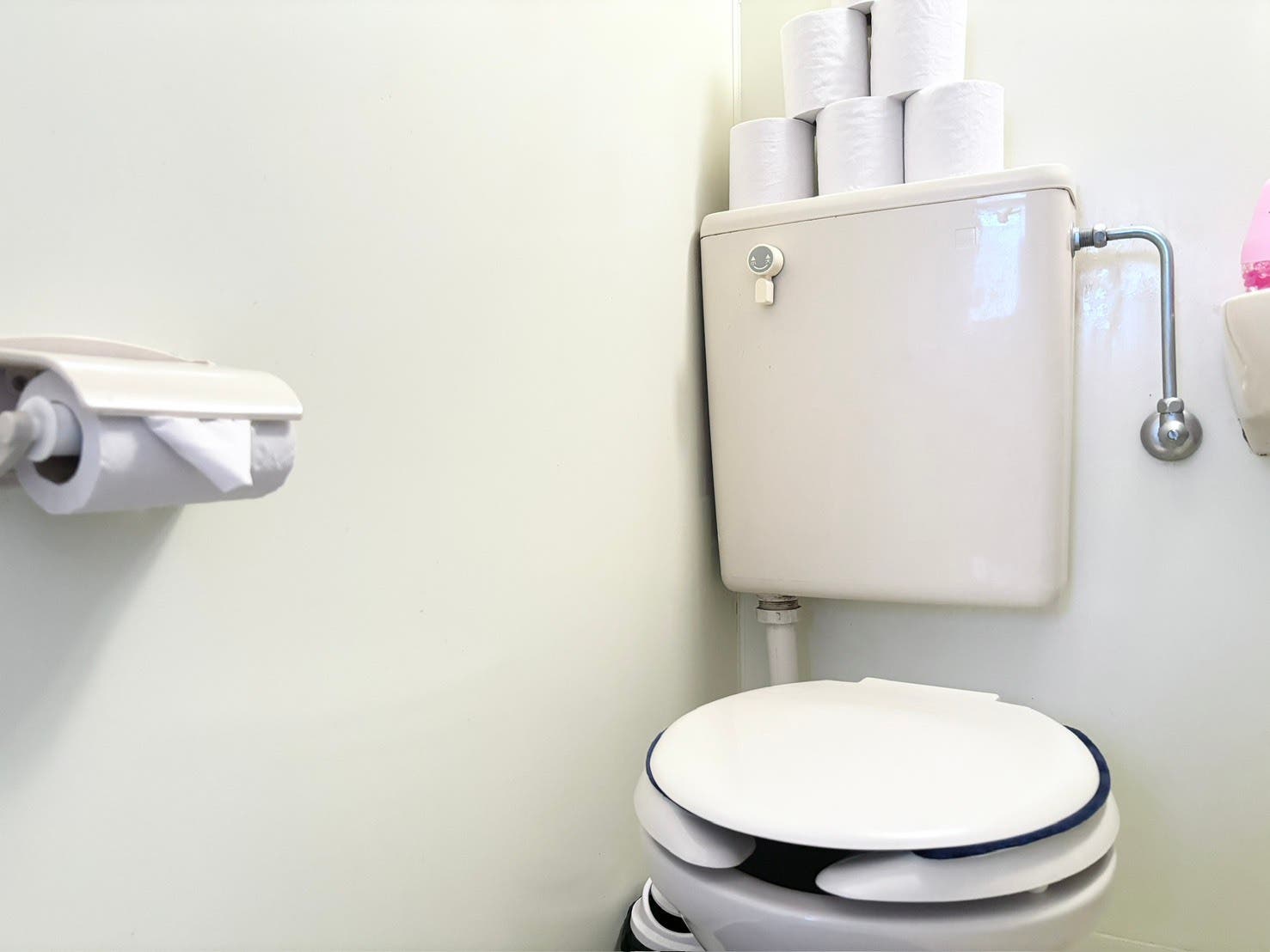 栄エリアNo. 1人気👼映画・Netflix見放題🍿人気ゲーム機無料貸し出し🎮24時間365日利用OK🏪高速Wifi✨の写真21