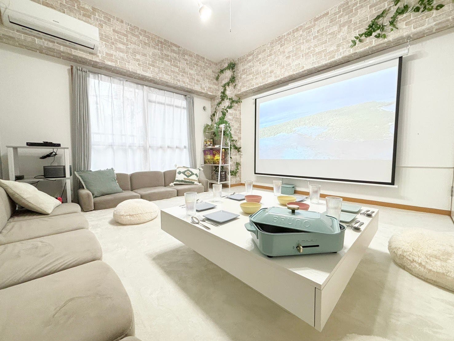 栄エリアNo. 1人気👼映画・Netflix見放題🍿人気ゲーム機無料貸し出し🎮24時間365日利用OK🏪高速Wifi✨の写真1