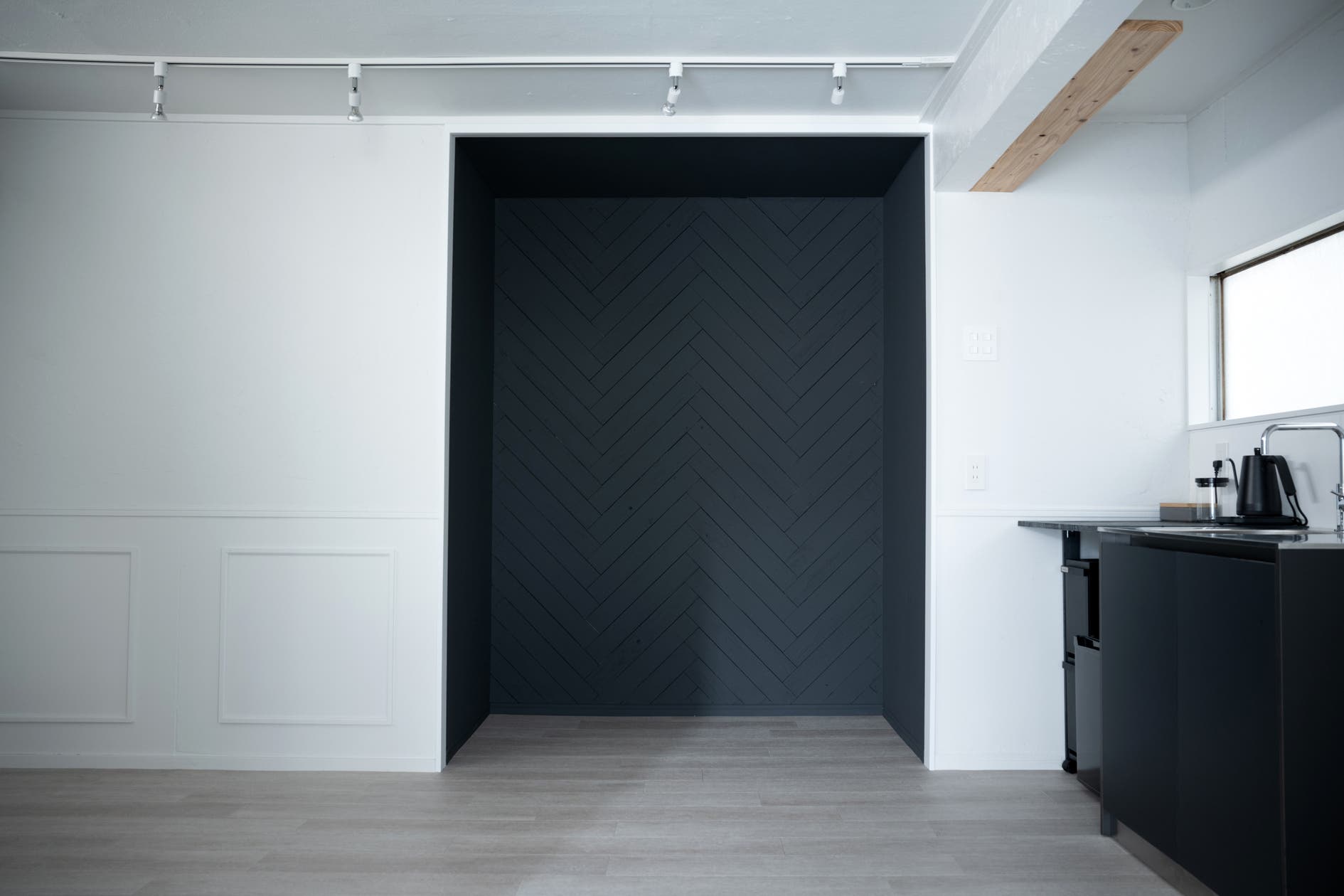 【世田谷駅4分】白を基調とした2フロアギャラリー｜展示・ポップアップに｜控室完備・複数日プランの写真7