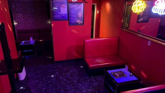 【吉祥寺駅徒歩2分/24時間貸切可能】飲み会/二次会/パーティー/イベント等 最大50名収容可 音響設備完備 シーシャ利用可の写真3