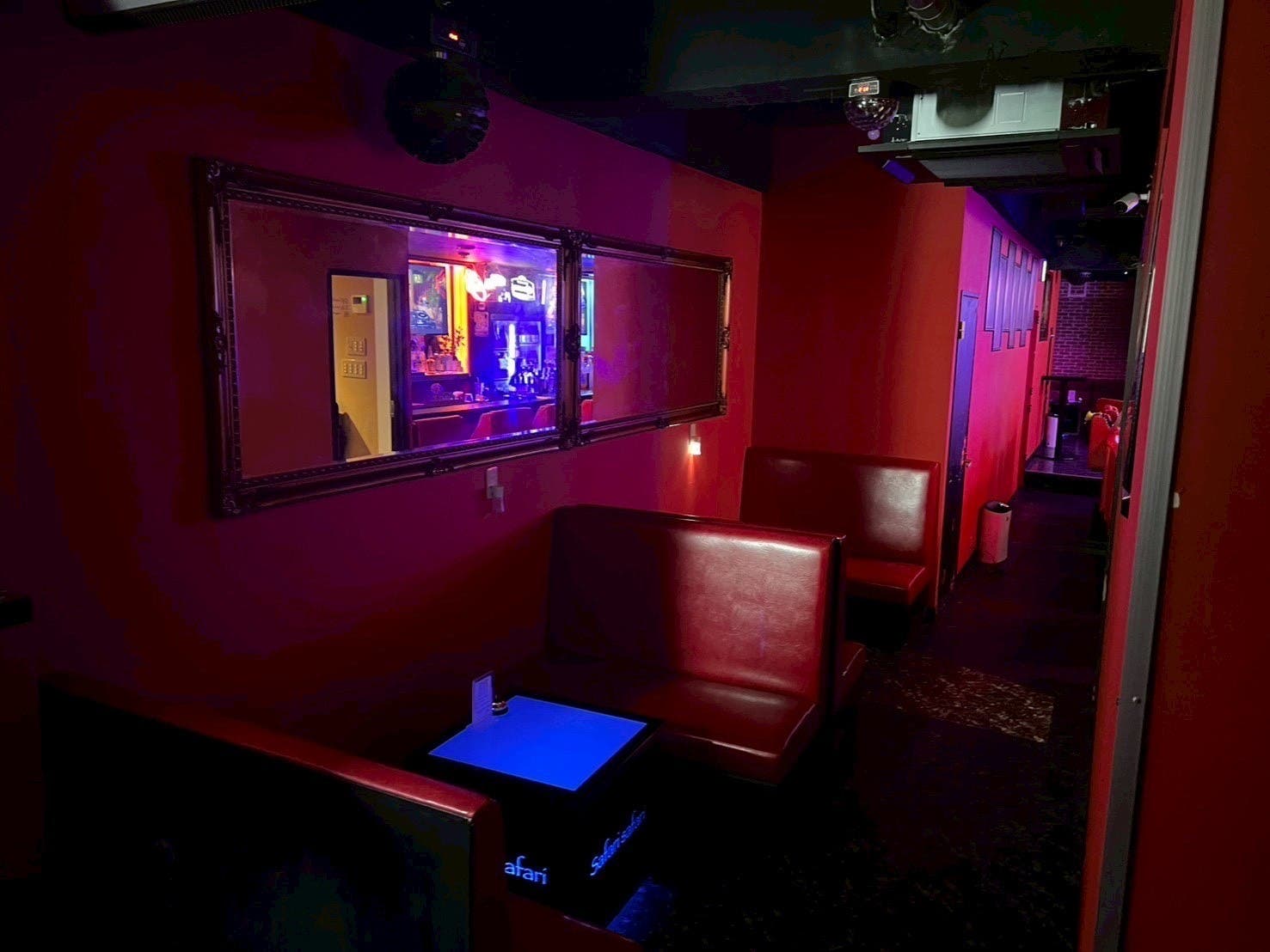 【吉祥寺駅徒歩2分/24時間貸切可能】飲み会/二次会/パーティー/イベント等 最大50名収容可 音響設備完備 シーシャ利用可の写真6