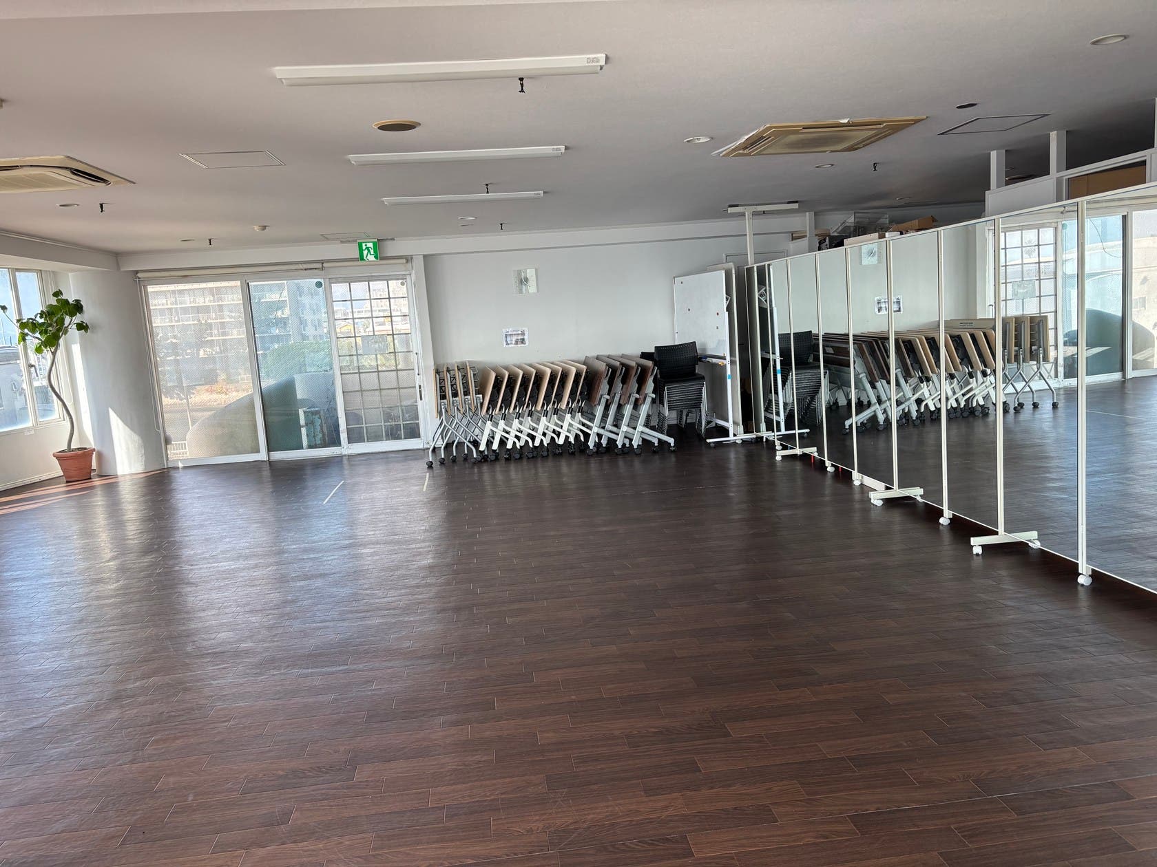 江ノ島の海が一望できるレンタルスペース　3F大ホールの写真2