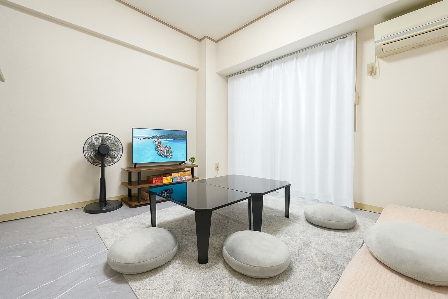 特別な日を自宅気分で。おしゃれで非日常を楽しめるおうち空間の写真1