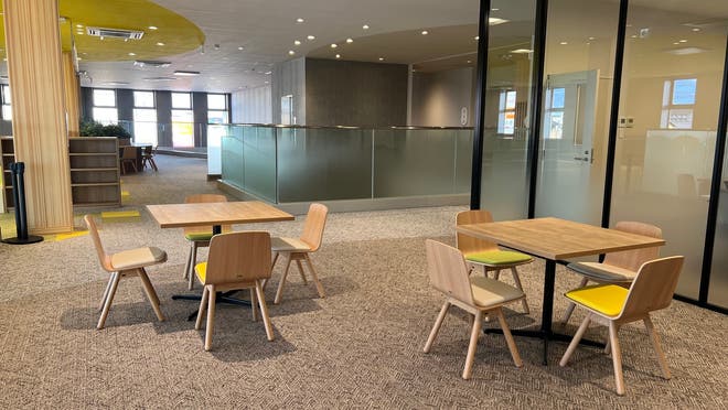 コミニティスペースA+B+Cの写真7