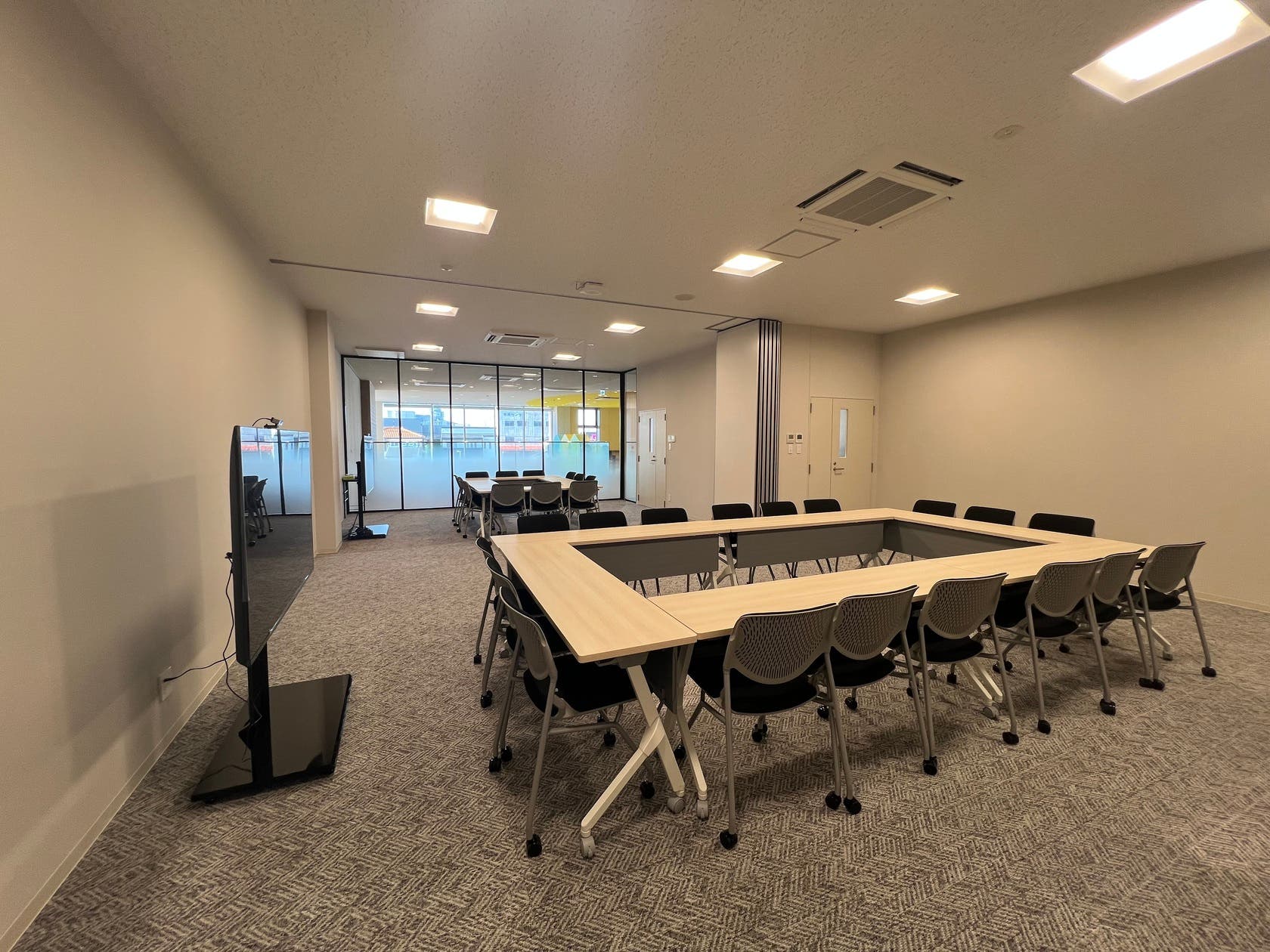 コミニティスペースA+Bの写真1