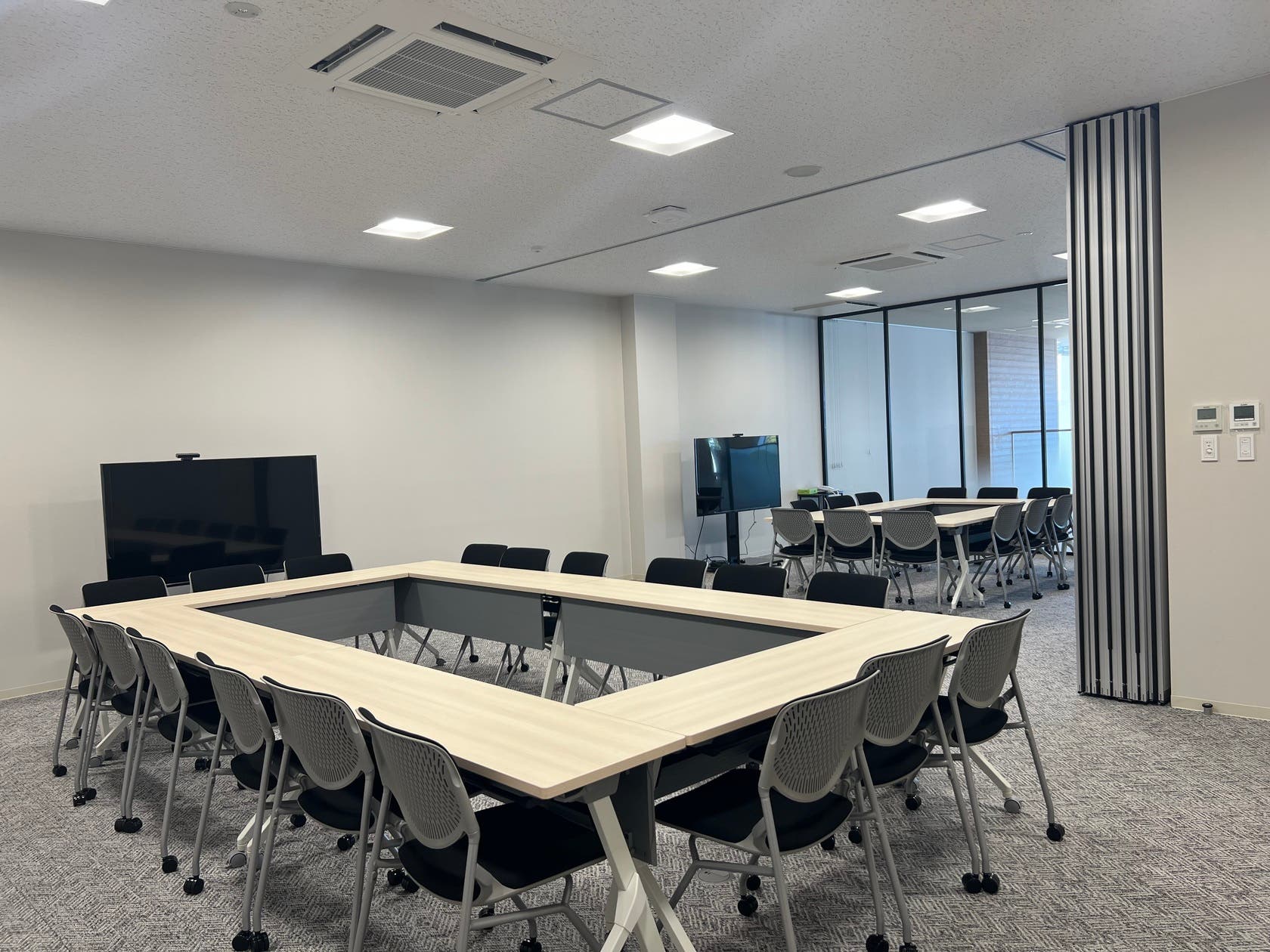 コミニティスペースA+Bの写真2