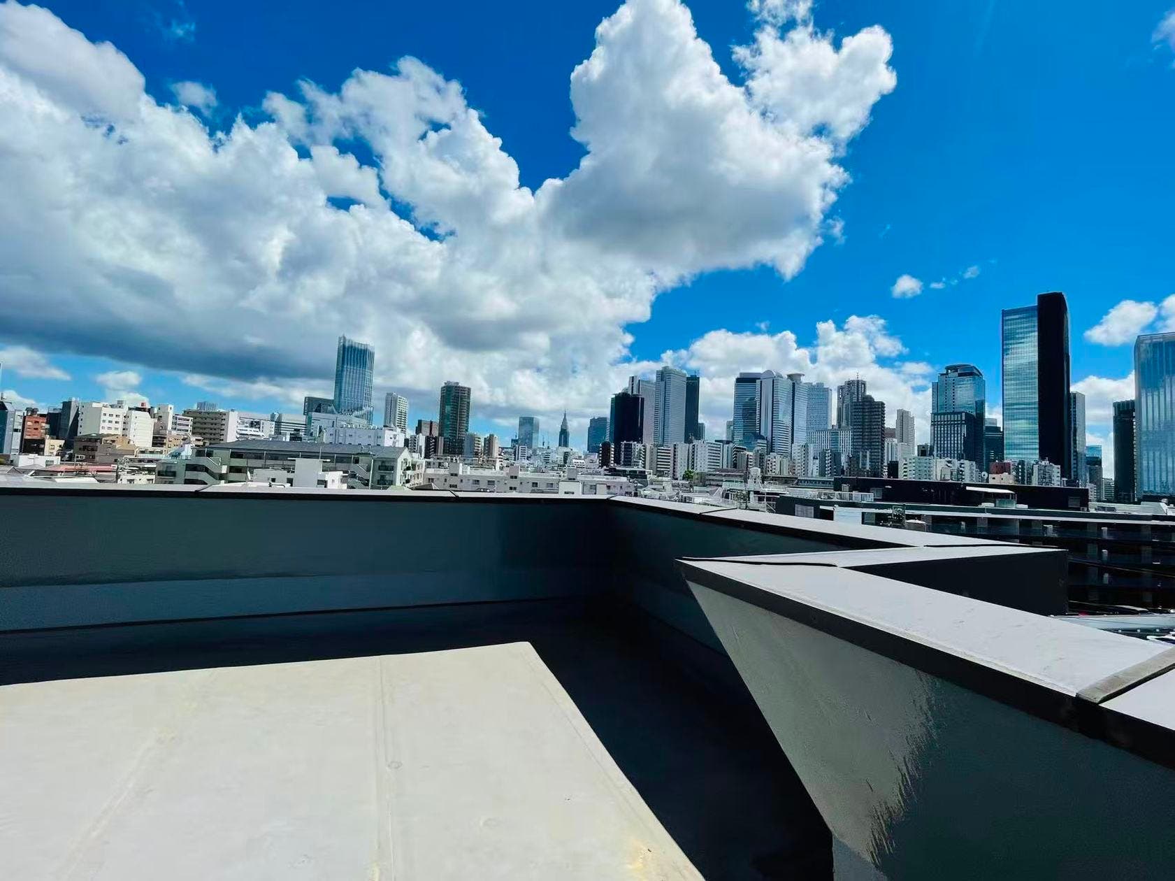 【今西ハイツ・撮影テラス・イベント】４階建ての屋上の写真11