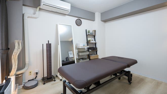 【渋谷駅徒歩3分】電動ベッド装備の完全個室プライベートサロンNEW OPEN!の写真3