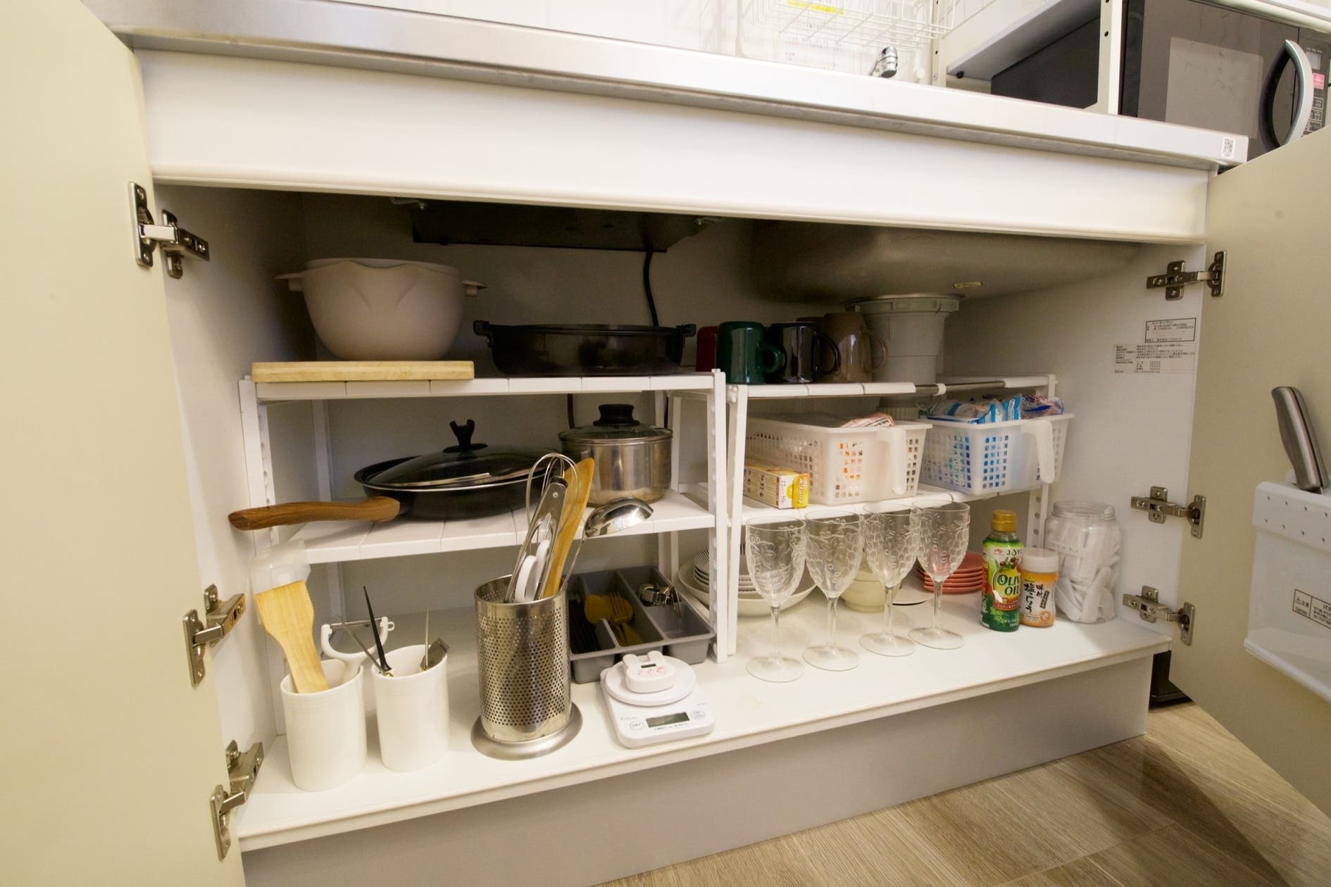 食器類・調理器具利用オプション(冷蔵庫・電子レンジ・電気ケトルは通常申込で無料で利用可能です)の画像1