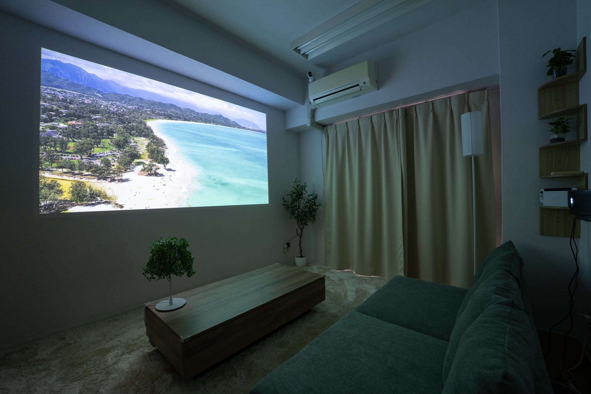 ✨長時間割＆小人数割実施中✨プロジェクター映画鑑賞🎬広々ローソファ👑西口地下街出口から徒歩5分🎵の写真6