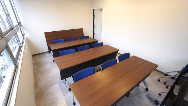 <神田会議室 5-C>神田駅徒歩3分🚃16名収容完全個室✨24時間🈺光回線Wi-Fi📶会議/商談/ワークショップの写真4