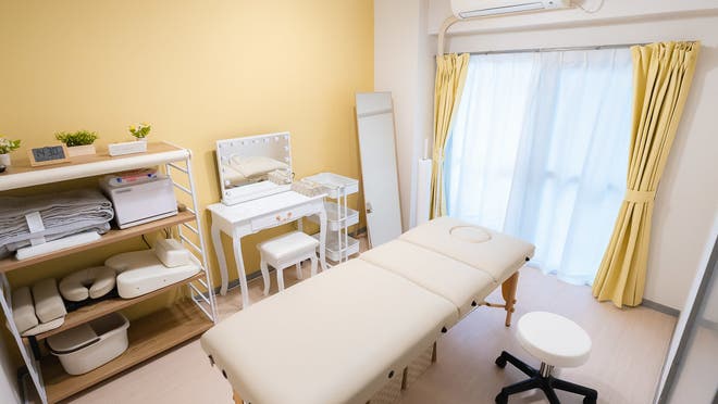 ☆New☆名駅新幹線口近くにレンタルサロンオープン🎉完全個室✨カウンセリングルームあり☕エステ、整体、講習会、撮影など。の写真1