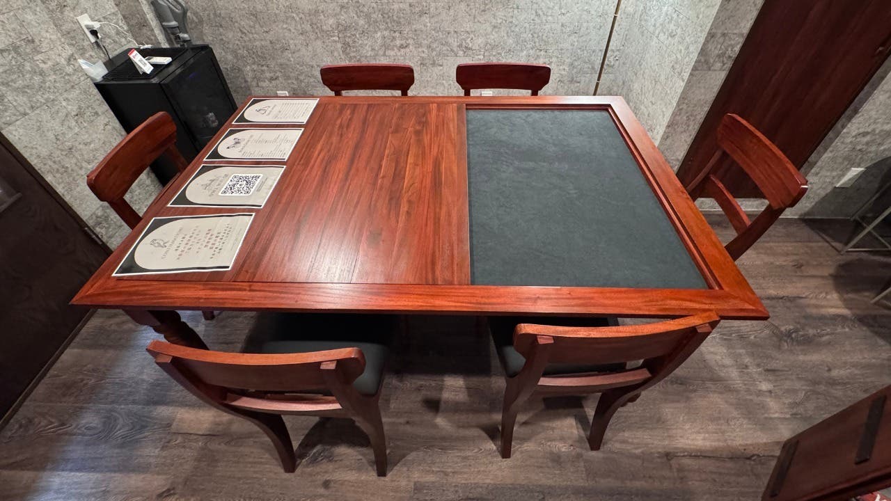 【港区・赤坂のボドゲルーム】溜池山王駅徒歩３分！ボードゲーム使い放題！古城風コンセプトルーム『OWL』の写真2