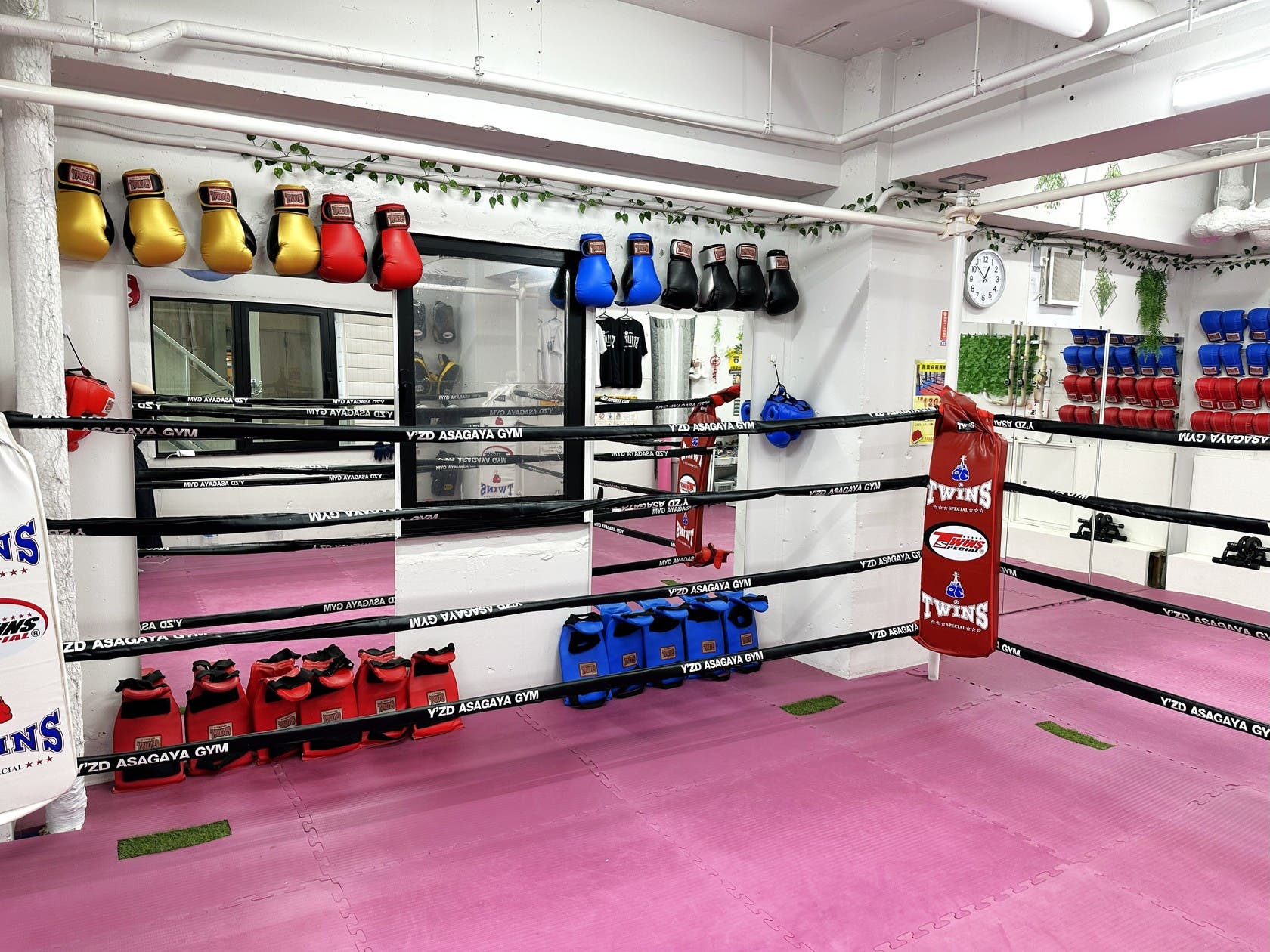 阿佐ヶ谷駅から雨に濡れずに入店できるキックボクシングジム✨１時間１０００円✨駅チカ🚃の写真5