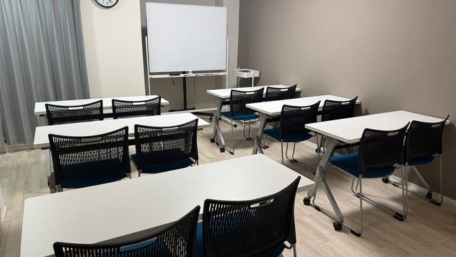 【天満橋駅2分/谷町線】会議室/テレワーク/高速Wi-Fi🛜55型4Kモニター🖥️飲食可の写真6