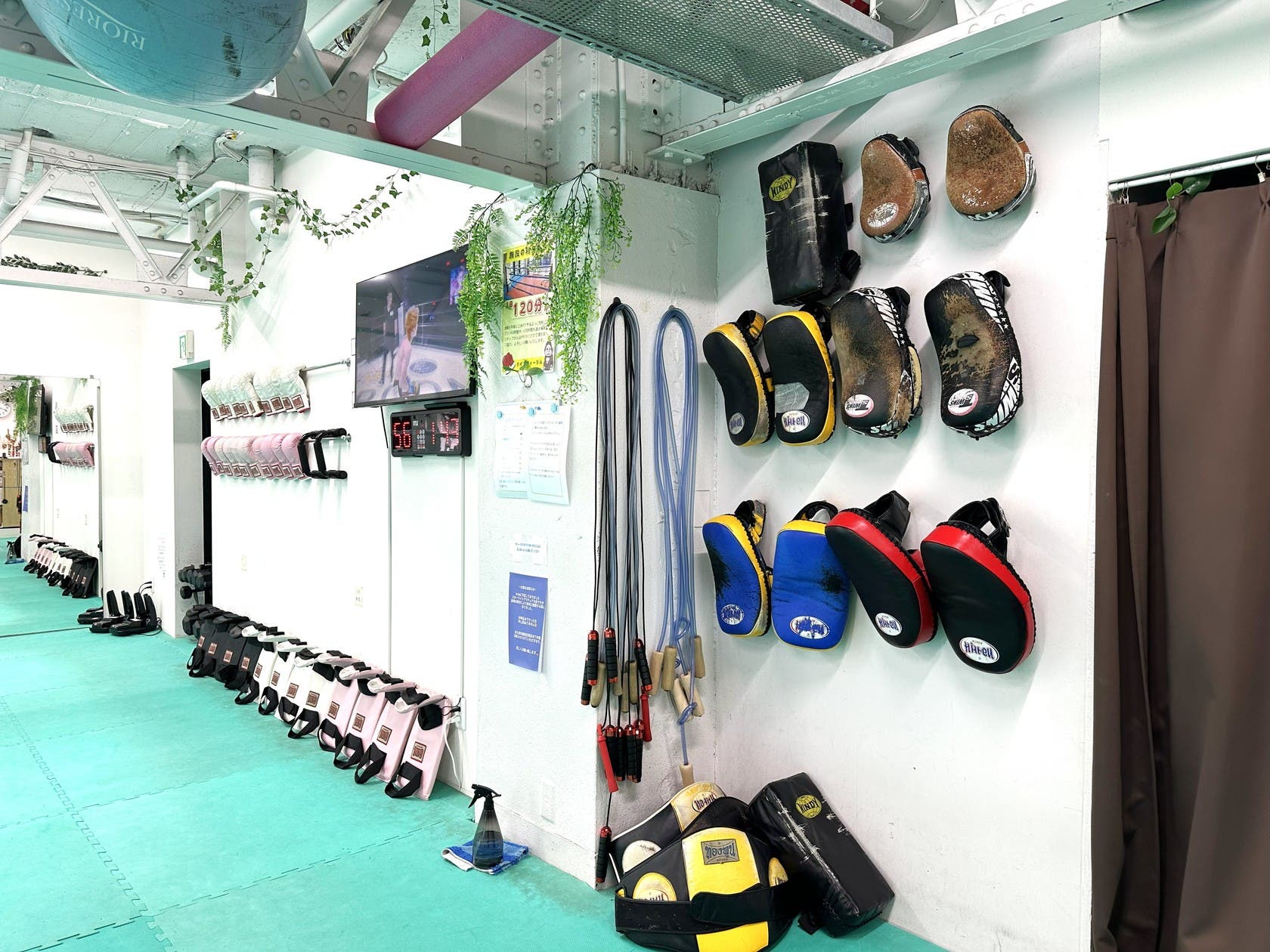 中央線高円寺駅徒歩２分のキックボクシングジム✨１時間１０００円✨駅チカ🚃の写真4