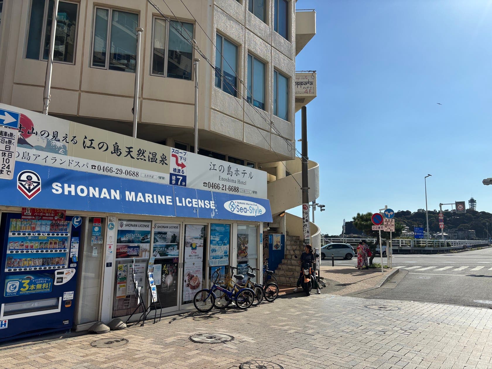 少人数でご利用には６階小ホールをお勧めしますの写真3