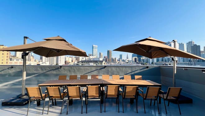 【今西ハイツ・撮影テラス・イベント】4階建ての屋上の写真2