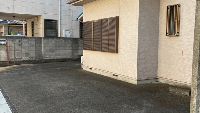 閑静な住宅街の屋外スペース|物販・駐車などに最適の写真2