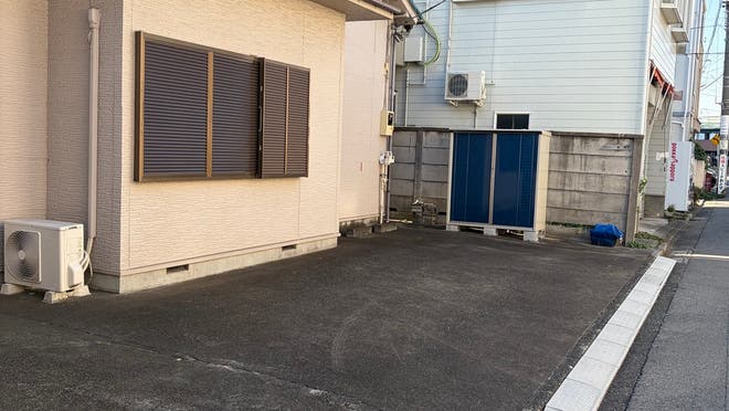 閑静な住宅街の屋外スペース|物販・駐車などに最適の写真3