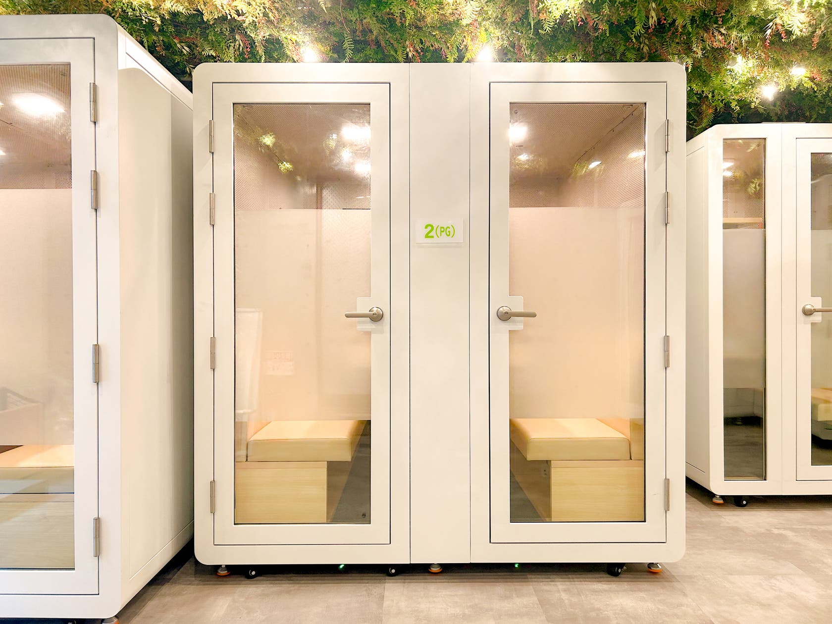 🌟大事な商談に🌟【銀座駅徒歩5分｜貸し会議室｜11PG】個室/24時間営業/無料Wi-Fi/電源/55inモニターの写真10