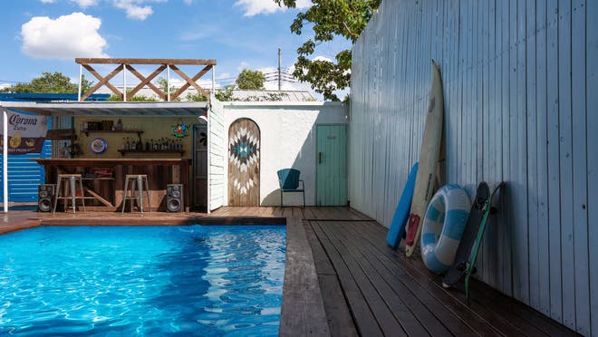 貸し切りプール可能!森の中にある開放感のあるスタジオです!BBQやドッグランにもいかがでしょうか?の写真1