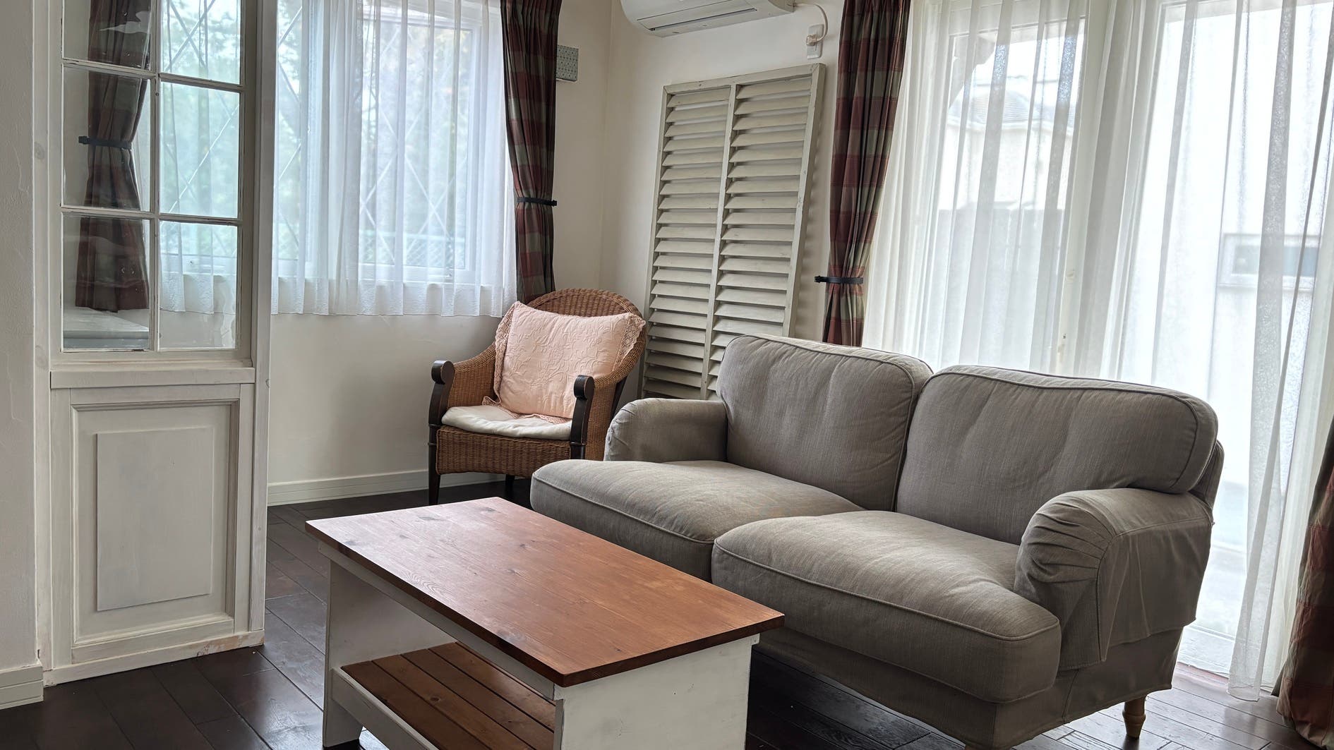 アンティーク家具と手作り感のある可愛い内装のスタジオです◆記念日撮影◆ポートレート◆キッチン付◆幅広い用途で撮影可◆駐車２台可◆の写真11