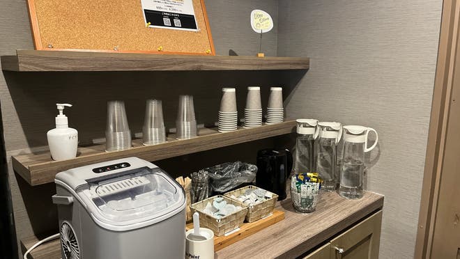 【1~4名ソファ席】池袋駅徒歩1分!フリードリンク/Wi-Fi/充電器/テレワークや商談に最適の写真2