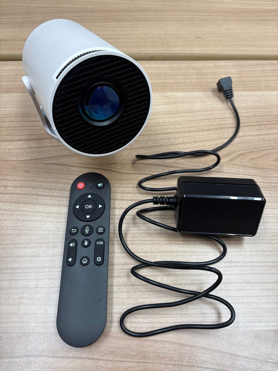 当日予約20%OFF!／🚃新橋駅徒歩１分20秒！／会議・テレワーク／📷撮影／🍔飲食可🧋／【nikotto room新橋】の写真29