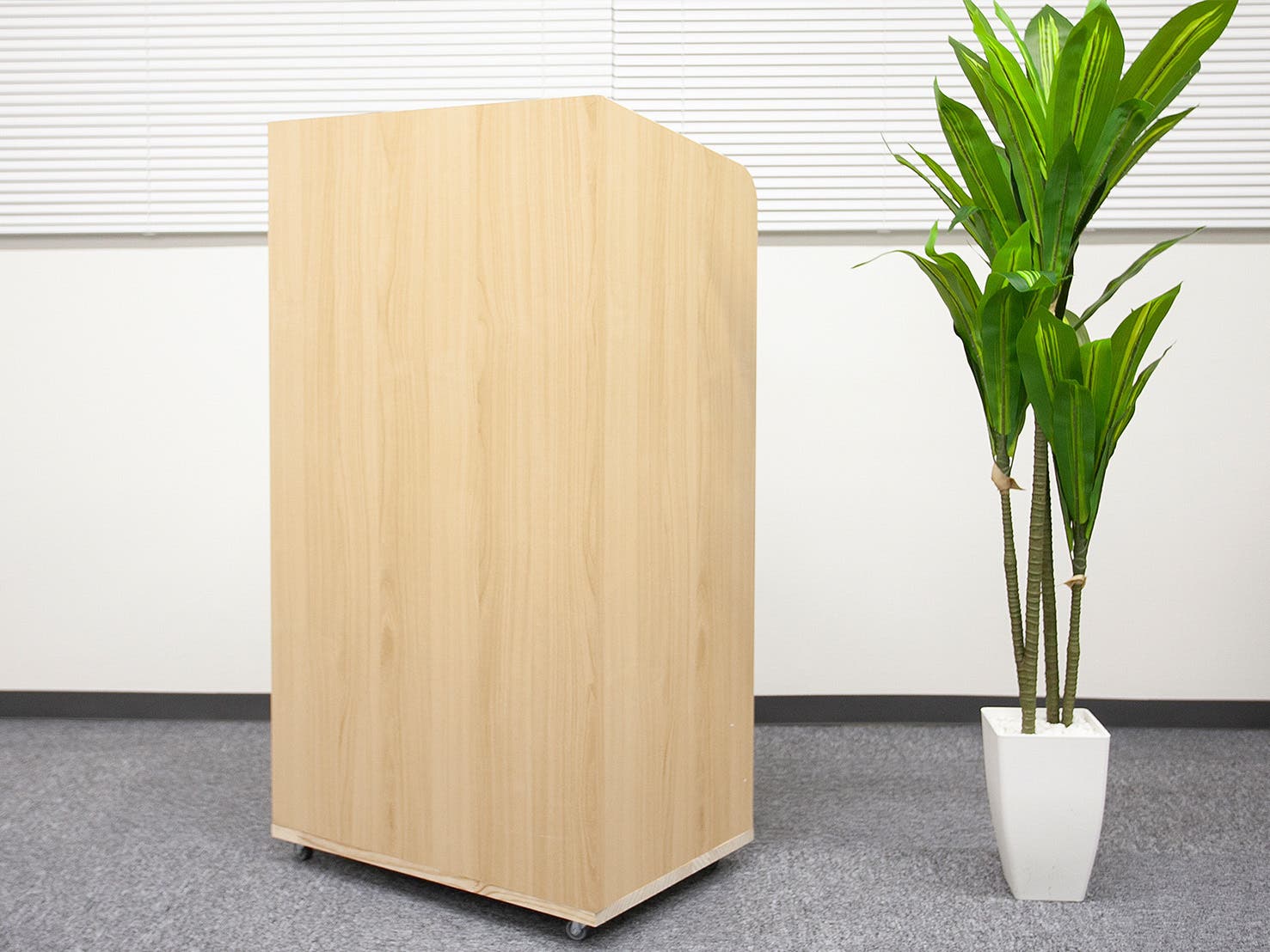 オープン記念価格🍠2025年11月NEWOPEN🎄淡路町3分/神田5分/最大36名/ビジネス/懇親会/ボドゲ/セミナーに最適の写真22