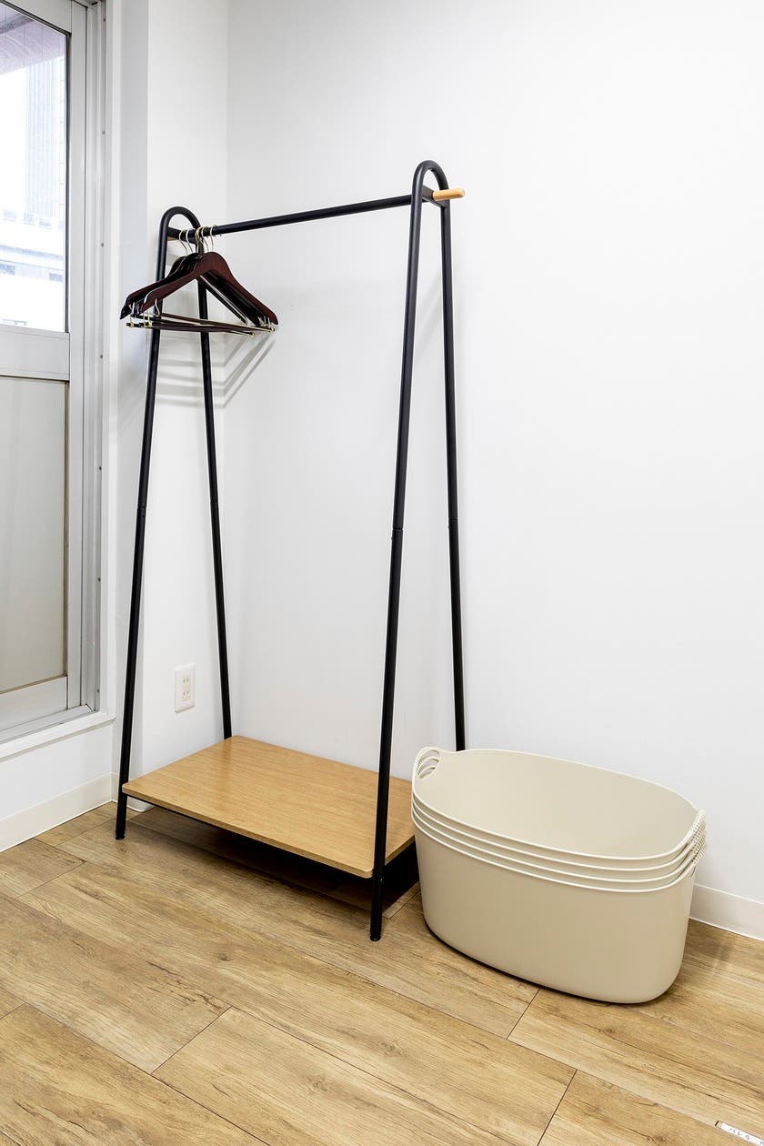 【四谷駅3分】無人骨盤底筋セルフサロン 明るくキレイな広い空間 フェムケア デリケートゾーン 骨盤矯正 尿漏れ 産後ケアの写真3