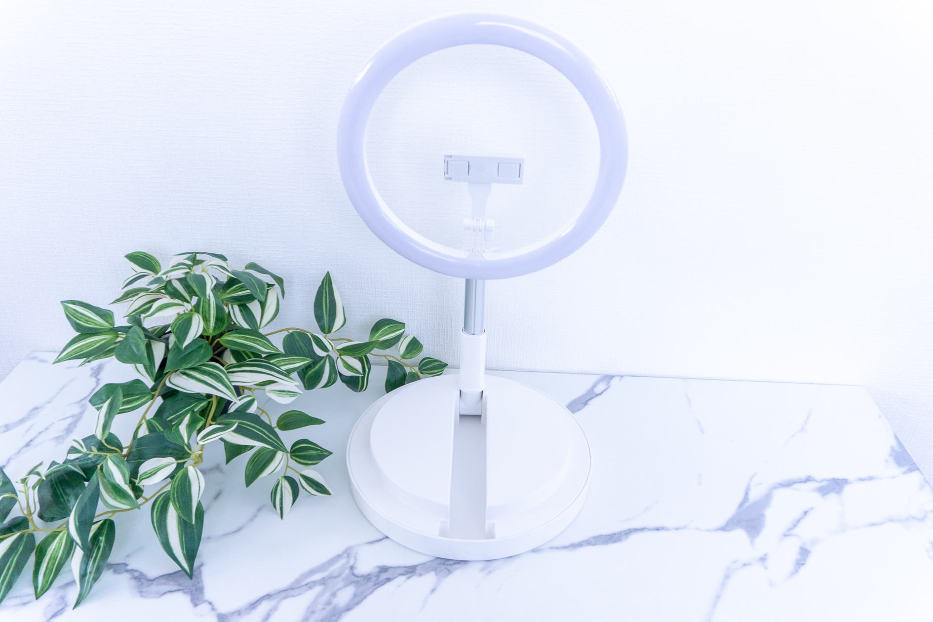 LEDリングライトの画像1