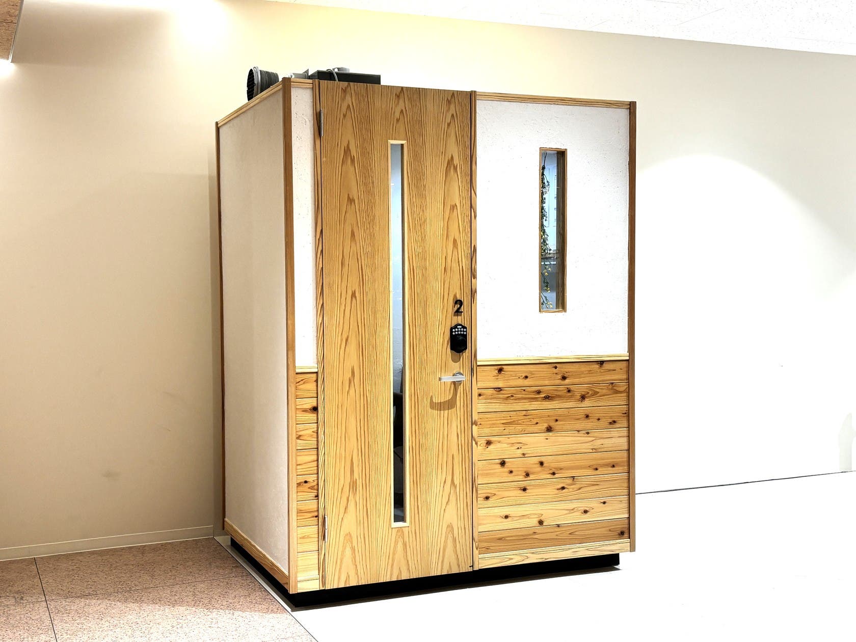 【広島そごう２階】完全個室ブース（定員1名）の写真1