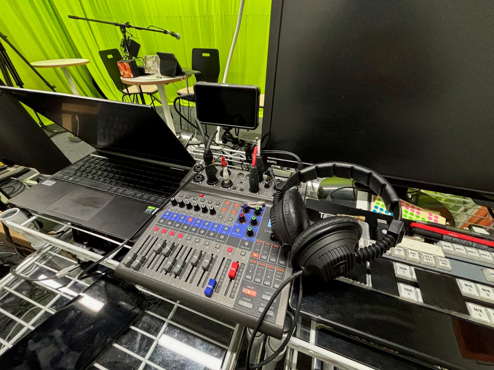 【手ぶらでok！】グリーンバック撮影やライブ配信に特化したミニスタジオ/中野駅近/中野ブロードウェイ2Fの写真19