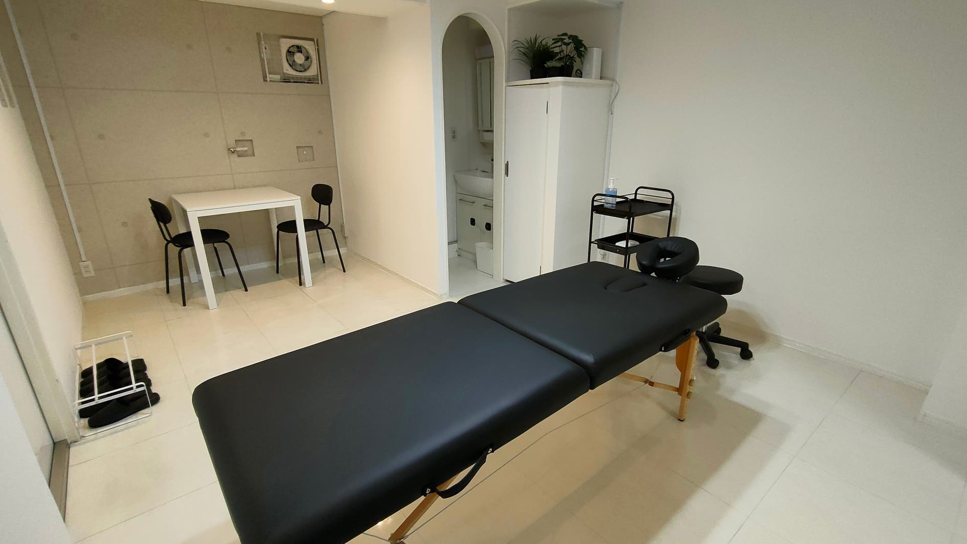 大宮駅から徒歩4分✨整体┃エステ┃ダンス練習┃着付け┃ヘアメイク┃会議も✨の写真6