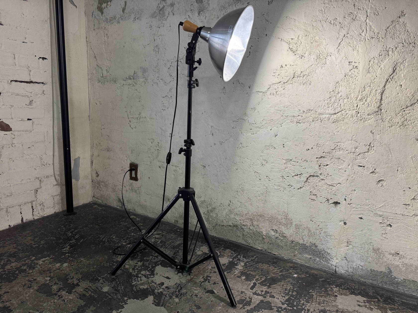 [オープン記念無料キャンペーン中]LED撮影用ライト(1台1日￥1000→￥0)の画像3